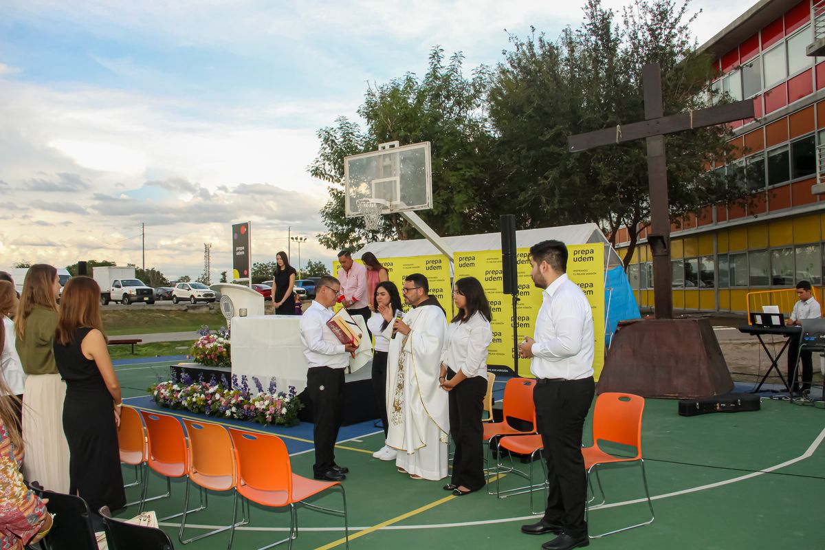 Festeja XV aniversario Prepa UDEM Fundadores | UDEM